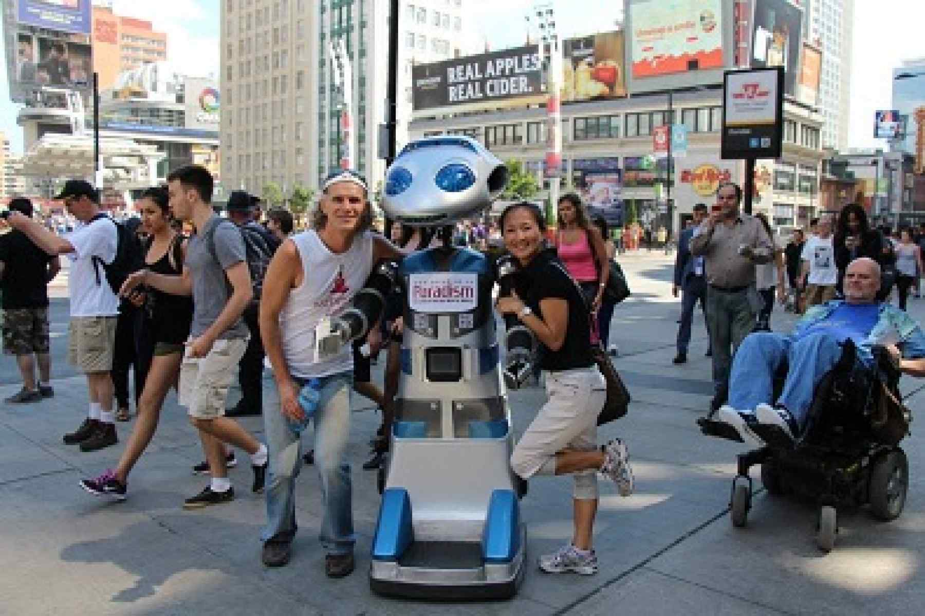 A unique afternoon in the streets of Toronto, a robot talks about ...
